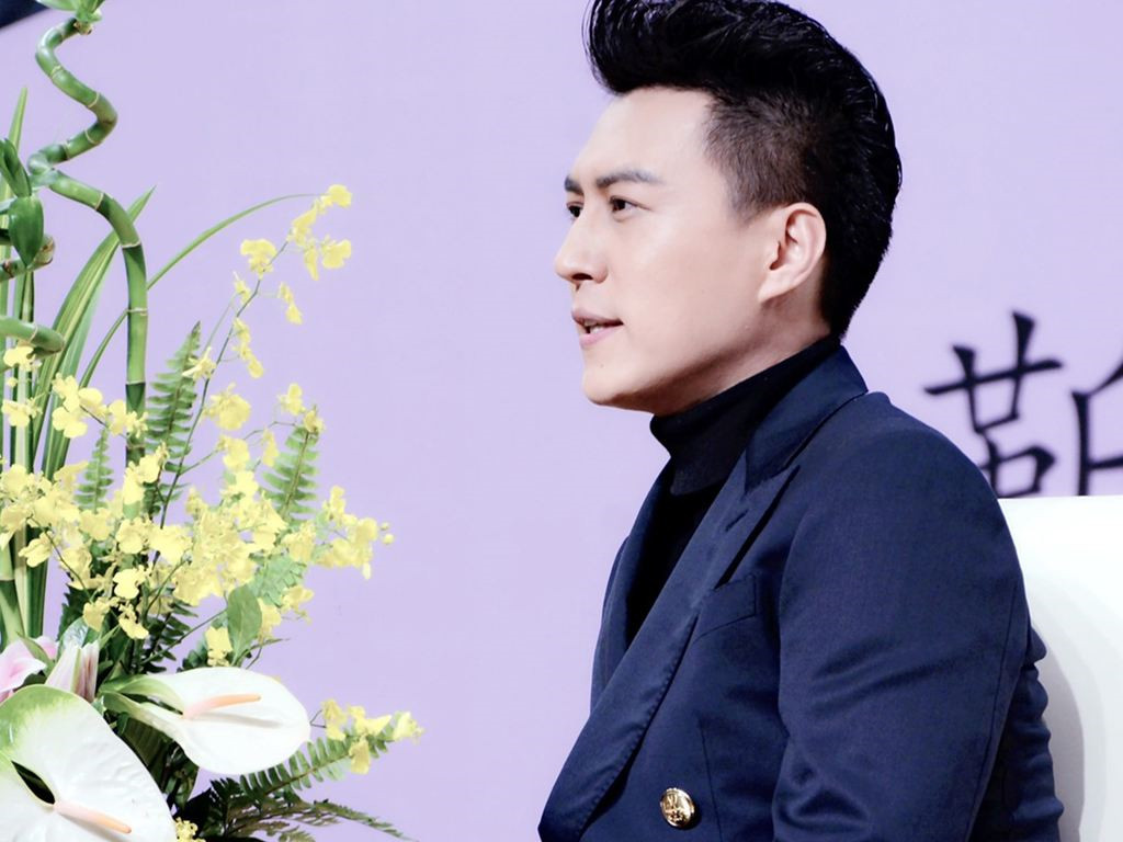 超帅气的明星帅哥生活照图片(21) - 儿童画简笔画图片 - 哇图网